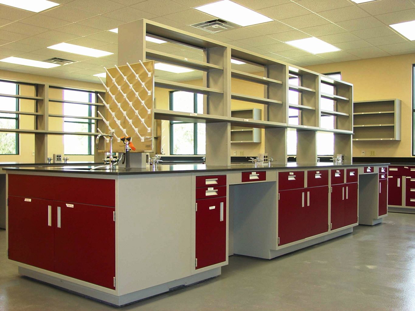 Educational Venues Laboratory Furniture & Design Services - LOC Scientific
