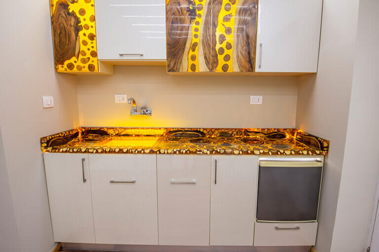Phenolic Vs. Epoxy Resin Lab Countertops: Which Is Best For You? | LOC ...