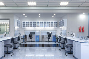 8 Types Of Laboratory Benches: Features And Uses | LOC Scientific