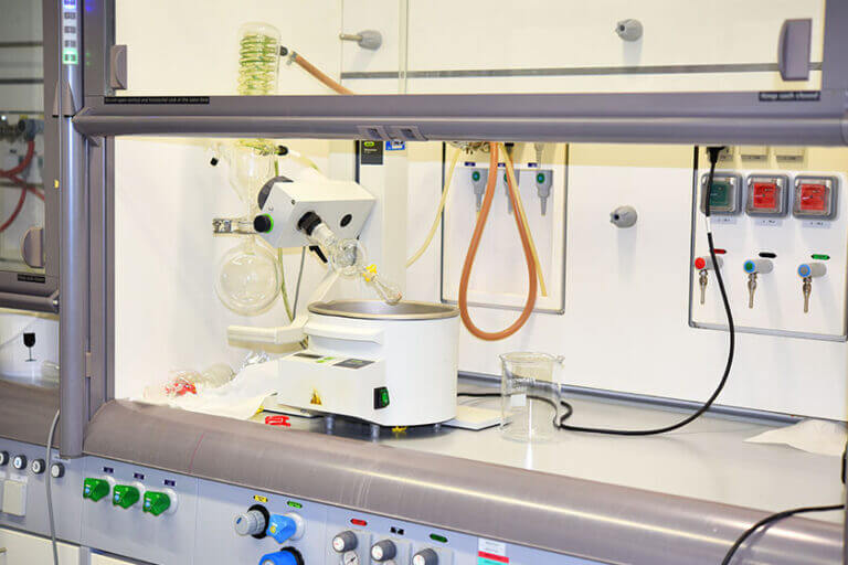 How To Use A Fume Hood In The Laboratory: A Step-By-Step Guide | LOC ...