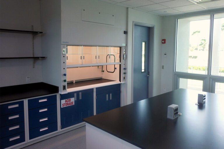 When Should A Chemical Fume Hood Be Used? - LOC Scientific